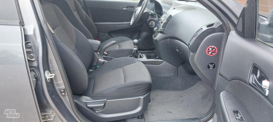 Hyundai i30 2007 Viļņa, ar dzinēja tilpumu 1.60 L un nobraukumu 210 tūkst. km par 690 €, foto 11 vietnē AUTOMOTO.COM.LV