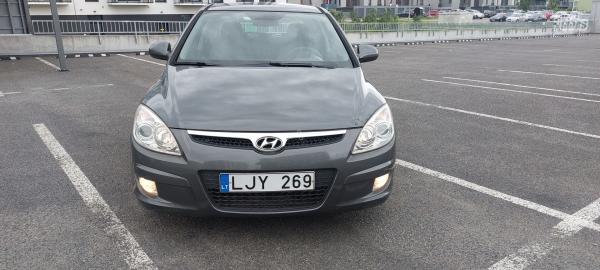 Hyundai i30 2007 Viļņa, ar dzinēja tilpumu 1.60 L un nobraukumu 210 tūkst. km par 550 €, foto 2 vietnē AUTOMOTO.COM.LV