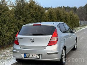 Hyundai i30 2008 in Riga, with an engine capacity of 1.60 L and mileage of 225 thousand km for 2350 €, photo 7 on AUTOMOTO.COM.LV
