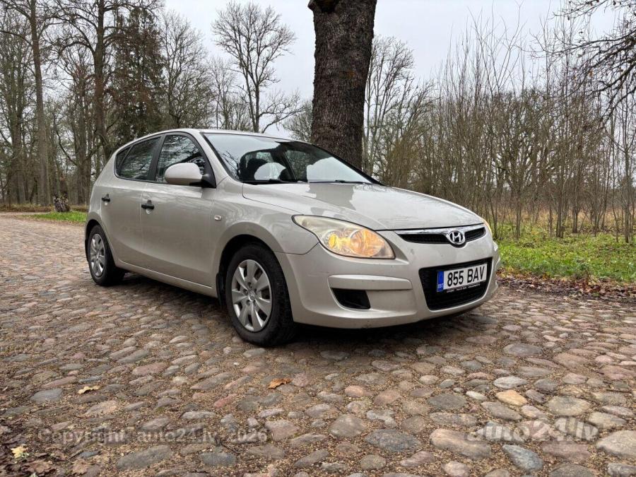 Hyundai i30 2008 Tallina, ar dzinēja tilpumu 1.40 L un nobraukumu 261 tūkst. km par 1900 €, foto 2 vietnē AUTOMOTO.COM.LV