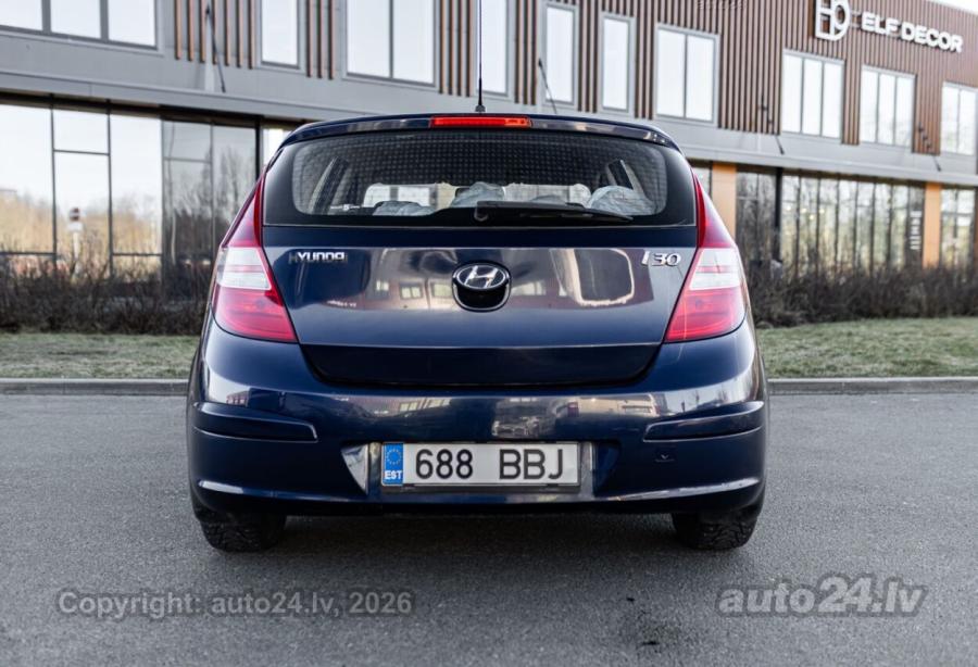 Hyundai i30 2008 in Tallinn, with an engine capacity of 1.40 L and mileage of 101 thousand km for 3599 €, photo 6 on AUTOMOTO.COM.LV