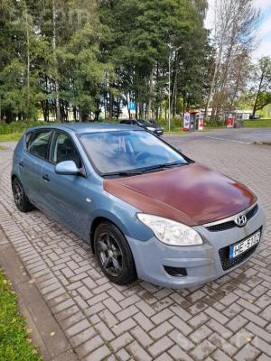 Hyundai i30 2008 in Riga, with an engine capacity of 1.40 L and mileage of 150 thousand km for 1200 €, photo 5 on AUTOMOTO.COM.LV