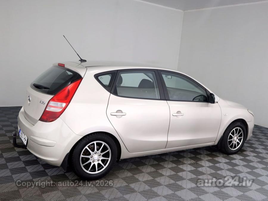 Хендай i30 2008 в Таллин, объемом двигателя 1.60 л и пробегом 249 тыс. км за 1399 €, фото 4 на AUTOMOTO.COM.LV