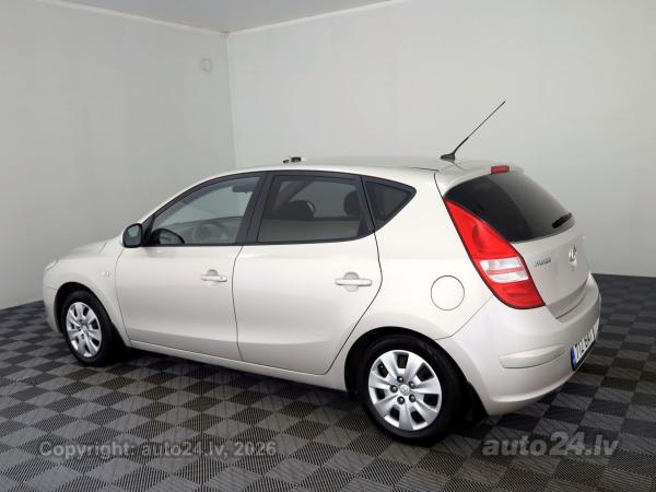 Hyundai i30 2008 in Tallinn, with an engine capacity of 1.60 L and mileage of 267 thousand km for 1199 €, photo 4 on AUTOMOTO.COM.LV