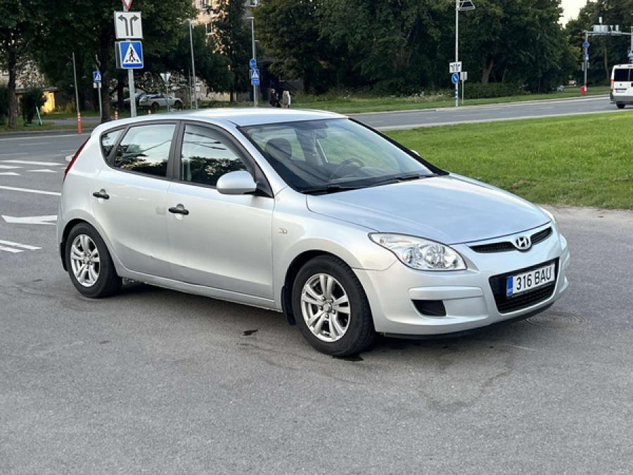 Хендай i30 2008 в Нарва, объемом двигателя 1.40 л и пробегом 207 тыс. км за 1999 €, фото 3 на AUTOMOTO.COM.LV