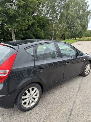 Hyundai i30 2008 Marijampole, ar dzinēja tilpumu 1.60 L un nobraukumu 257 tūkst. km par 1100 €, foto 6 vietnē AUTOMOTO.COM.LV