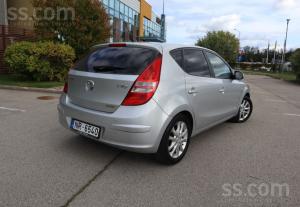 Hyundai i30 2008 Rīga, ar dzinēja tilpumu 1.60 L un nobraukumu 308 tūkst. km par 1950 €, foto 3 vietnē AUTOMOTO.COM.LV