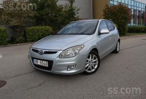 Hyundai i30 2008 Rīga, ar dzinēja tilpumu 1.60 L un nobraukumu 308 tūkst. km par 1950 €, foto 4 vietnē AUTOMOTO.COM.LV