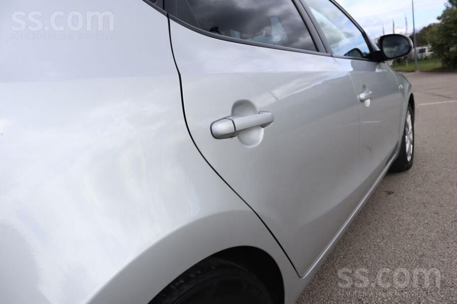 Hyundai i30 2008 Rīga, ar dzinēja tilpumu 1.60 L un nobraukumu 308 tūkst. km par 1950 €, foto 8 vietnē AUTOMOTO.COM.LV