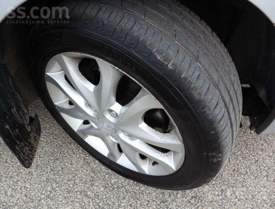 Hyundai i30 2008 Rīga, ar dzinēja tilpumu 1.60 L un nobraukumu 308 tūkst. km par 1950 €, foto 9 vietnē AUTOMOTO.COM.LV