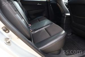Hyundai i30 2008 Rīga, ar dzinēja tilpumu 1.60 L un nobraukumu 308 tūkst. km par 1950 €, foto 12 vietnē AUTOMOTO.COM.LV