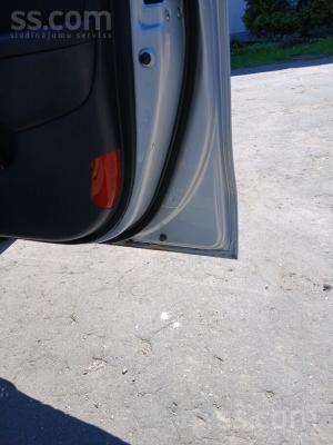 Hyundai i30 2009 in Riga, with an engine capacity of 1.40 L and mileage of 259 thousand km for 2000 €, photo 14 on AUTOMOTO.COM.LV