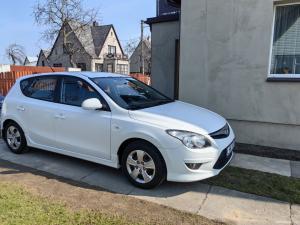 Hyundai i30 2010 in Marijampole, with an engine capacity of 1.40 L and mileage of 160 thousand km for 3200 €, photo 2 on AUTOMOTO.COM.LV