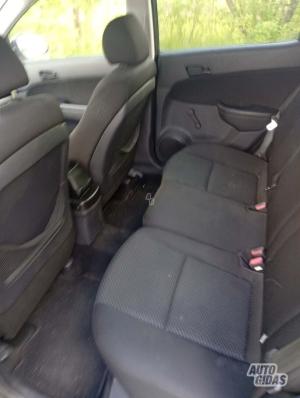 Hyundai i30 2010 Viļņa, ar dzinēja tilpumu 1.60 L un nobraukumu 241 tūkst. km par 2200 €, foto 4 vietnē AUTOMOTO.COM.LV