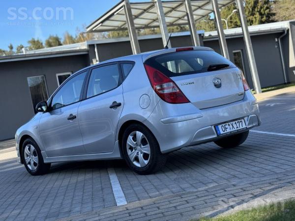 Hyundai i30 2010 in Jurmala, with an engine capacity of 1.60 L and mileage of 0 thousand km for 2590 €, photo 3 on AUTOMOTO.COM.LV
