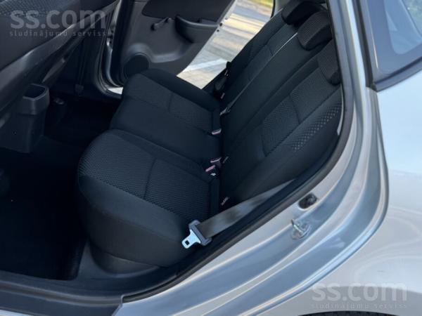 Hyundai i30 2010 in Jurmala, with an engine capacity of 1.60 L and mileage of 0 thousand km for 2590 €, photo 9 on AUTOMOTO.COM.LV