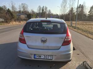 Хендай i30 2010 в Рига, объемом двигателя 1.40 л и пробегом 281 тыс. км за 1780 €, фото 4 на AUTOMOTO.COM.LV