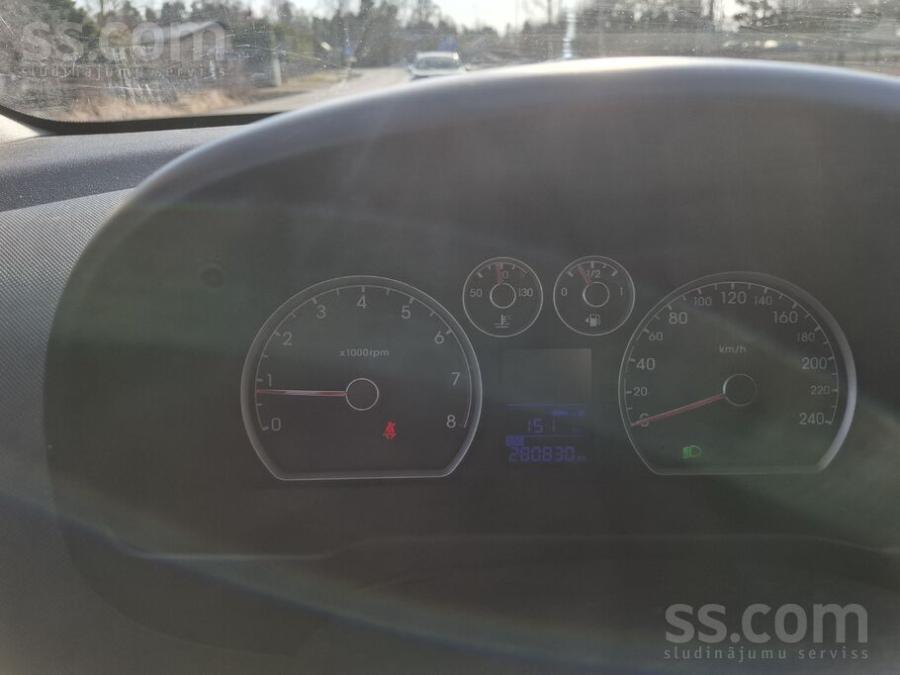 Хендай i30 2010 в Рига, объемом двигателя 1.40 л и пробегом 281 тыс. км за 1780 €, фото 6 на AUTOMOTO.COM.LV