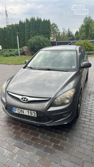 Hyundai i30 2010 Marijampole, ar dzinēja tilpumu 1.60 L un nobraukumu 143 tūkst. km par 1100 €, foto  vietnē AUTOMOTO.COM.LV