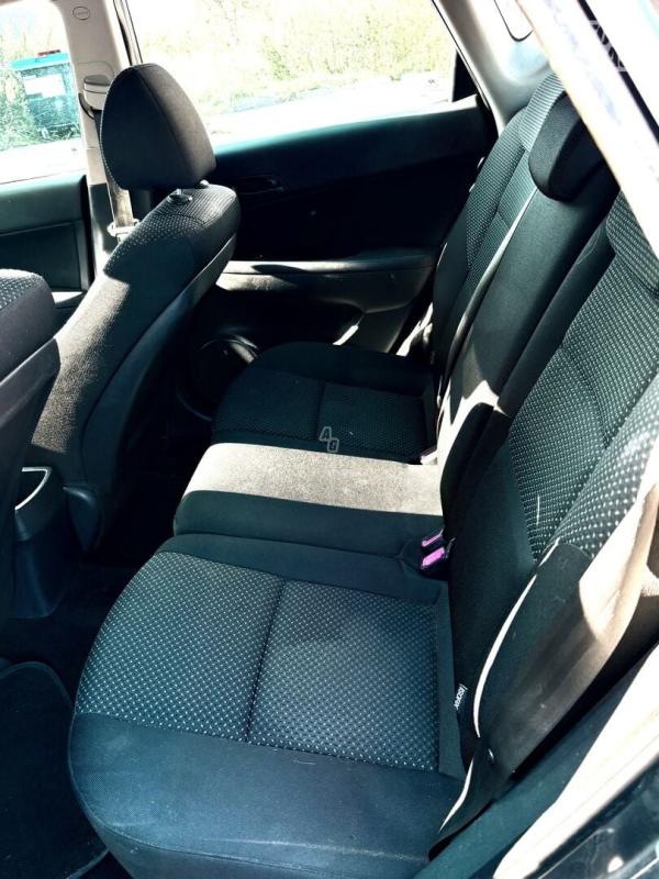 Hyundai i30 2010 Marijampole, ar dzinēja tilpumu 1.60 L un nobraukumu 143 tūkst. km par 1100 €, foto 8 vietnē AUTOMOTO.COM.LV