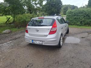 Hyundai i30 2010 in Telschi, with an engine capacity of 1.60 L and mileage of 360 thousand km for 850 €, photo 6 on AUTOMOTO.COM.LV