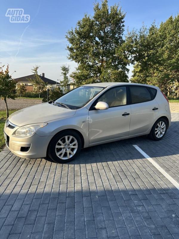 Хендай i30 2010 в Каунас, объемом двигателя 1.60 л и пробегом 251 тыс. км за 1700 €, фото 5 на AUTOMOTO.COM.LV