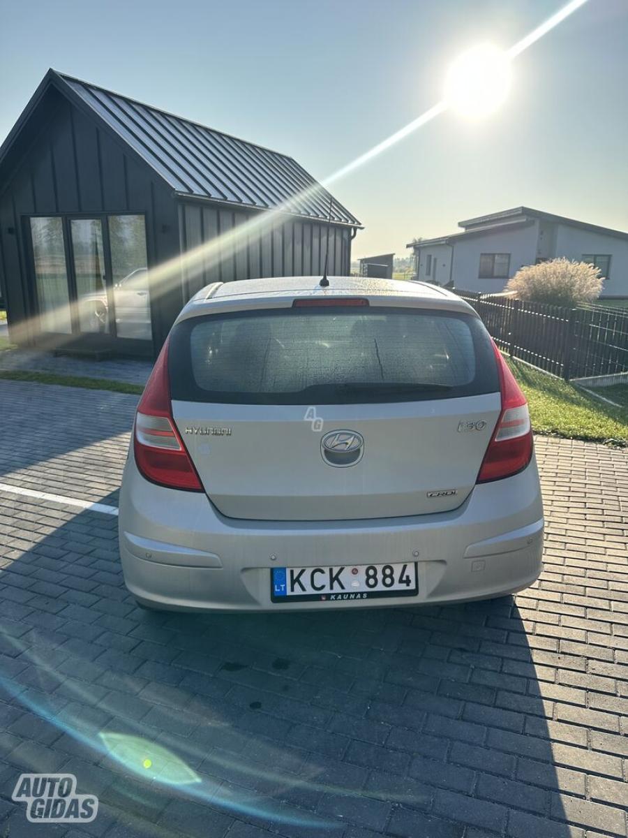 Hyundai i30 2010 Kauņa, ar dzinēja tilpumu 1.60 L un nobraukumu 251 tūkst. km par 1700 €, foto 6 vietnē AUTOMOTO.COM.LV