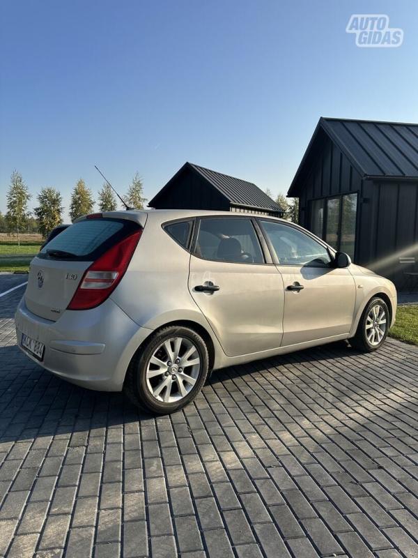 Хендай i30 2010 в Каунас, объемом двигателя 1.60 л и пробегом 251 тыс. км за 1700 €, фото 7 на AUTOMOTO.COM.LV