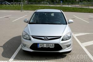 Hyundai i30 2011 in Rezekne, with an engine capacity of 1.40 L and mileage of 106 thousand km for 4200 €, photo 5 on AUTOMOTO.COM.LV