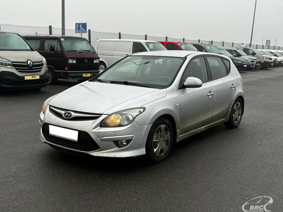 Hyundai i30 2011 Viļņa, ar dzinēja tilpumu 1.40 L un nobraukumu 189 tūkst. km par 1400 €, foto 1 vietnē AUTOMOTO.COM.LV
