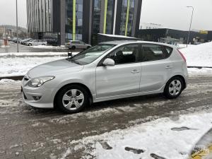Хендай i30 2011 в Вильнюс, объемом двигателя 1.60 л и пробегом 118 тыс. км за 3700 €, фото 6 на AUTOMOTO.COM.LV