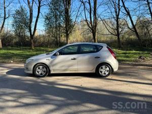 Hyundai i30 2011 Rīga, ar dzinēja tilpumu 1.40 L un nobraukumu 0 tūkst. km par 2599 €, foto 3 vietnē AUTOMOTO.COM.LV