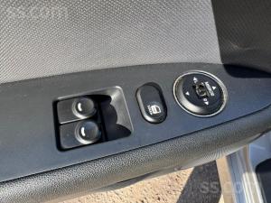 Hyundai i30 2011 Rīga, ar dzinēja tilpumu 1.40 L un nobraukumu 0 tūkst. km par 2599 €, foto 16 vietnē AUTOMOTO.COM.LV