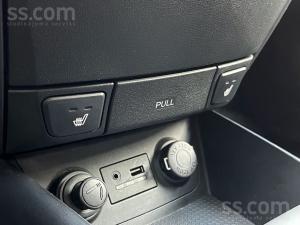 Hyundai i30 2011 in Riga, with an engine capacity of 1.40 L and mileage of 137 thousand km for 3200 €, photo 14 on AUTOMOTO.COM.LV