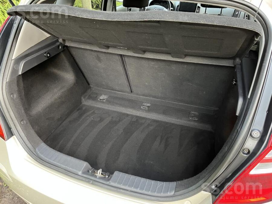 Hyundai i30 2011 in Riga, with an engine capacity of 1.40 L and mileage of 137 thousand km for 3200 €, photo 15 on AUTOMOTO.COM.LV