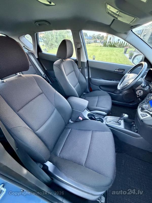 Hyundai i30 2011 in Tallinn, with an engine capacity of 1.60 L and mileage of 125 thousand km for 4995 €, photo 7 on AUTOMOTO.COM.LV