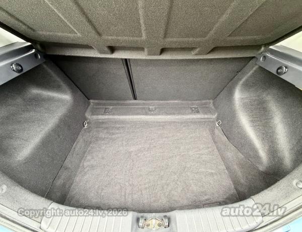 Hyundai i30 2011 in Tallinn, with an engine capacity of 1.60 L and mileage of 125 thousand km for 4995 €, photo 10 on AUTOMOTO.COM.LV
