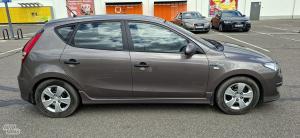 Hyundai i30 2011 Viļņa, ar dzinēja tilpumu 1.40 L un nobraukumu 134 tūkst. km par 2350 €, foto 5 vietnē AUTOMOTO.COM.LV