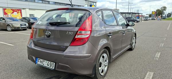 Хендай i30 2011 в Вильнюс, объемом двигателя 1.40 л и пробегом 134 тыс. км за 2350 €, фото 6 на AUTOMOTO.COM.LV