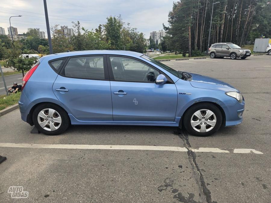 Хендай i30 2011 в Вильнюс, объемом двигателя 1.60 л и пробегом 295 тыс. км за 1600 €, фото 3 на AUTOMOTO.COM.LV