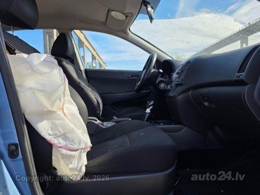 Хендай i30 2011 в Таллин, объемом двигателя 1.40 л и пробегом 237 тыс. км за 499 €, фото 7 на AUTOMOTO.COM.LV