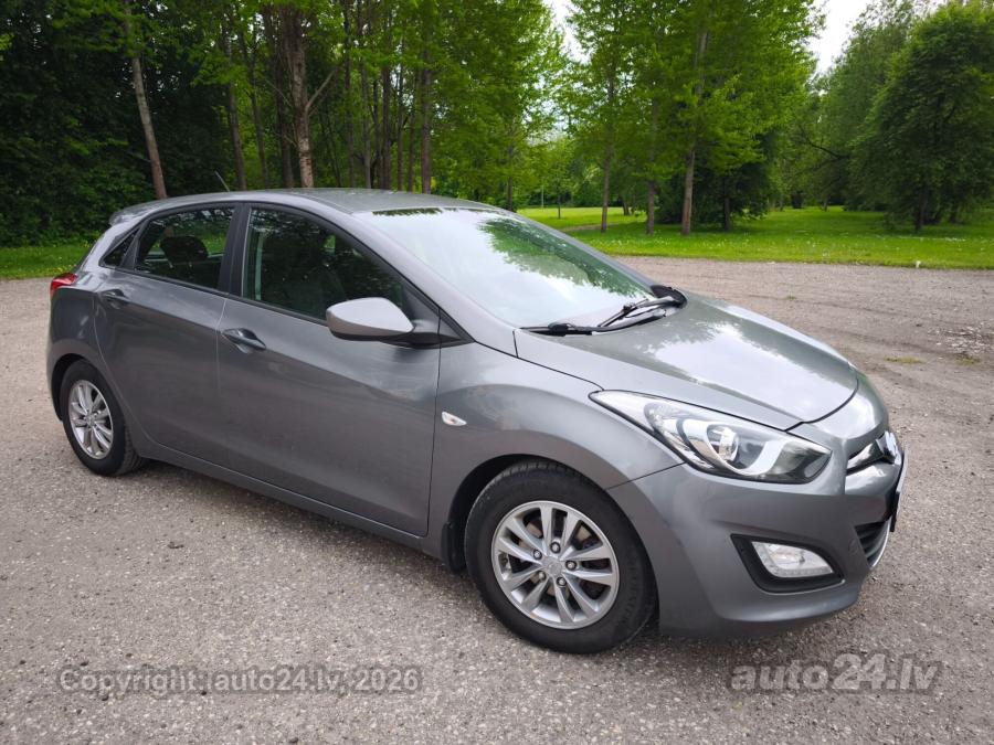 Hyundai i30 2012 in Parnu, with an engine capacity of 1.40 L and mileage of 179 thousand km for 3800 €, photo 6 on AUTOMOTO.COM.LV