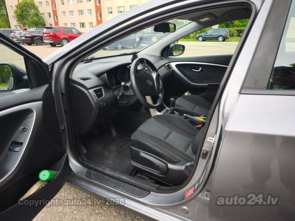 Hyundai i30 2012 in Parnu, with an engine capacity of 1.40 L and mileage of 179 thousand km for 3800 €, photo 6 on AUTOMOTO.COM.LV