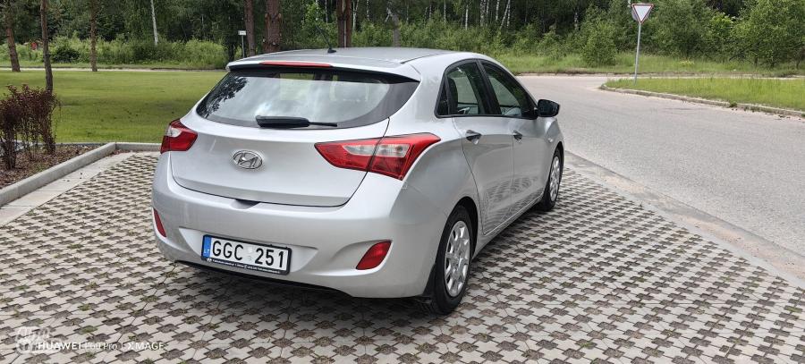 Hyundai i30 2012 Kauņa, ar dzinēja tilpumu 1.40 L un nobraukumu 267 tūkst. km par 3999 €, foto 5 vietnē AUTOMOTO.COM.LV