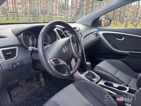 Хендай i30 2013 в Рига, объемом двигателя 1.40 л и пробегом 245 тыс. км за 3000 €, фото 5 на AUTOMOTO.COM.LV