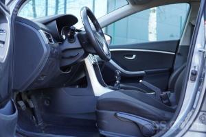 Хендай i30 2013 в Рига, объемом двигателя 1.40 л и пробегом 343 тыс. км за 3890 €, фото 12 на AUTOMOTO.COM.LV