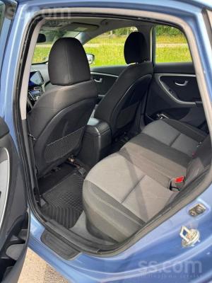 Hyundai i30 2013 in Riga, with an engine capacity of 1.60 L and mileage of 208 thousand km for 3600 €, photo 5 on AUTOMOTO.COM.LV