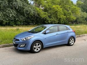 Hyundai i30 2013 in Riga, with an engine capacity of 1.60 L and mileage of 208 thousand km for 3600 €, photo 9 on AUTOMOTO.COM.LV