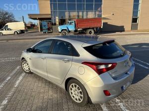 Хендай i30 2013 в Валмиера, объемом двигателя 1.40 л и пробегом 291 тыс. км за 3250 €, фото 8 на AUTOMOTO.COM.LV