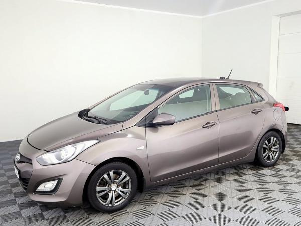 Hyundai i30 2013 Tallina, ar dzinēja tilpumu 1.40 L un nobraukumu 363 tūkst. km par 1999 €, foto 9 vietnē AUTOMOTO.COM.LV